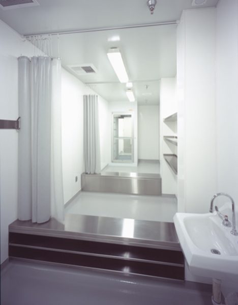 DMEA Semiconductor Foundry, ISO Class 3 Clean Room - A.P. Thomas ...